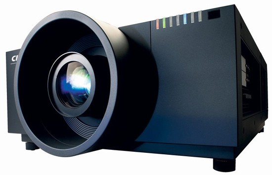 Christie представляет новый 3LCD проектор LW600